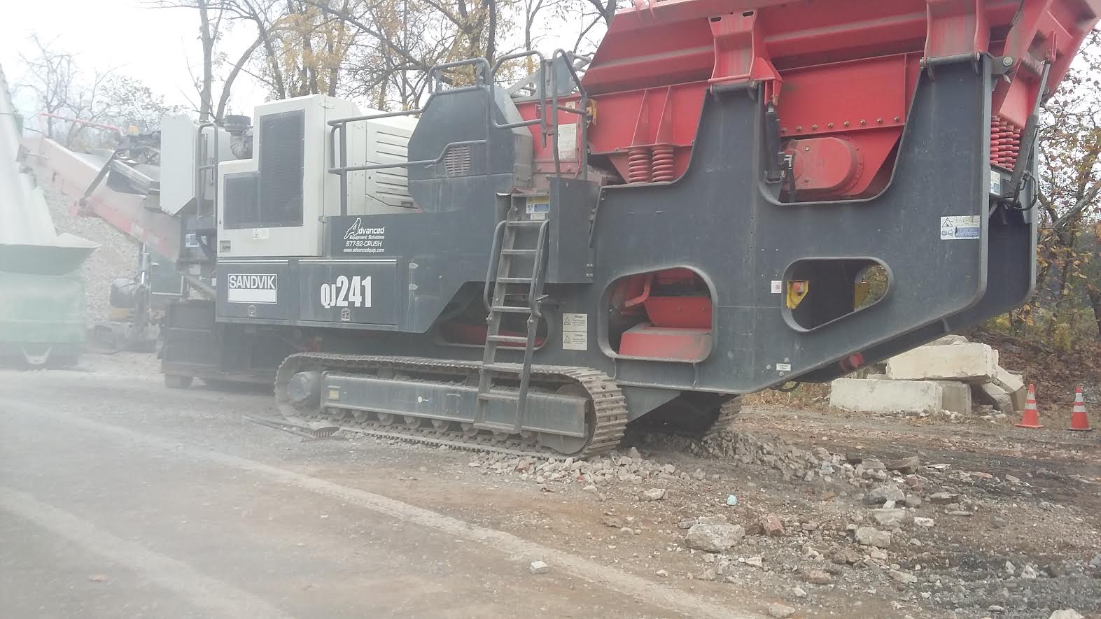Crusher & Screener Rental | Gill Quarries, INC.